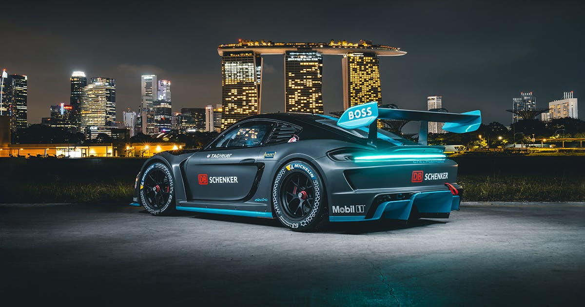 Ontdek de toekomst van racen met LEGO Technic 42176 Porsche GT4e ...